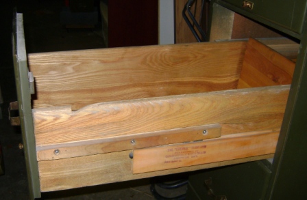 Filing cabinet drawer slides , tracks , rollers & suspensions